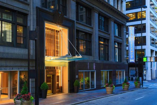Renaissance Cincinnati Downtown Hotel - Cincinnati, OH