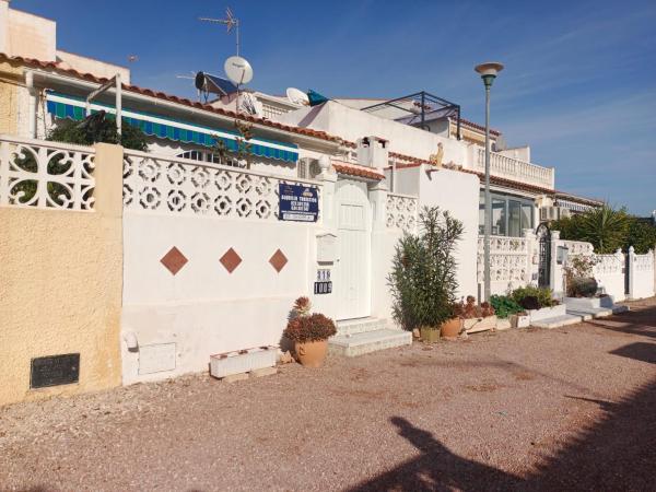 Charming Bungalow In Torrevieja Near La Mata Natural Park - Torrevieja