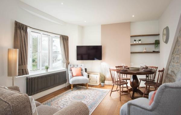 Host & Stay - Baker's Loft - Charmouth
