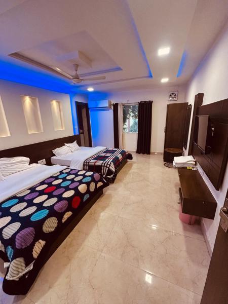Taj Castle A Boutique Homestay - Agra
