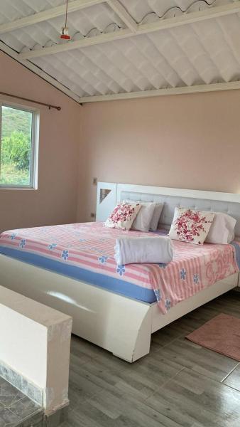 Alojamiento En Lago Calima, Chalets De Montaña Con Piscina Y Jacuzzi - Valle del Cauca