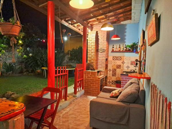 Perto De Tudo Em Lumiar Com Churrasqueira, Fogão A Lenha E Estacionamento - Minas Gerais (estado)