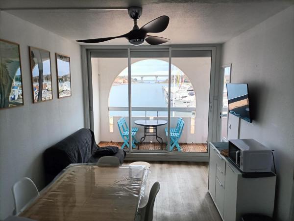 T2 Cabine Rénové Avec Très Belle Vue Sur Le Port De Plaisance, Parking Et Wifi Inclus - Étang de Leucate