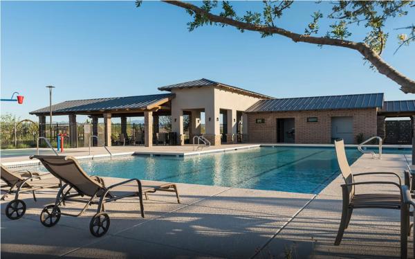 Spacious 3br Tucson Home - Pool, Playground, Level 2 Ev Chg, Ac - Tucson, AZ