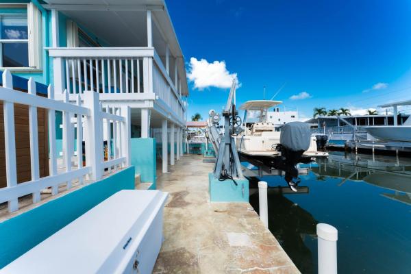 Cozy Canal Retreat W Dock Near Sandbars, Fishing! - Florida Keys