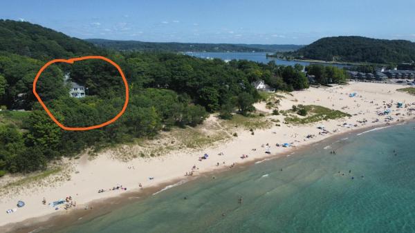 Great Lakes Getaway - Incredible Lakefront! - Frankfort