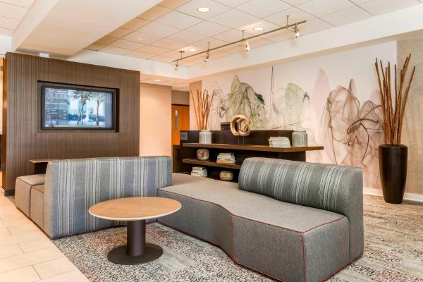 Courtyard By Marriott Orlando Lake Mary North - Altamonte Springs, FL