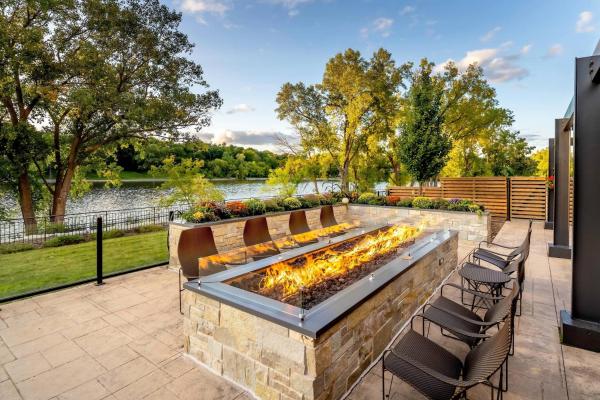 Courtyard By Marriott Appleton Riverfront - Appleton, WI