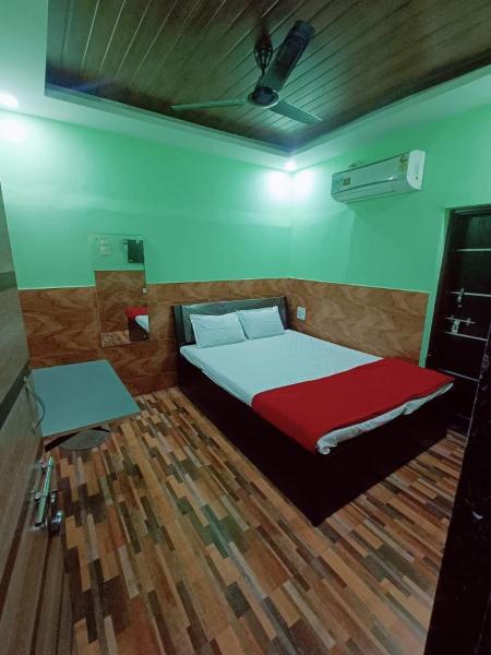 Chinmay Lodging - Kolhapur
