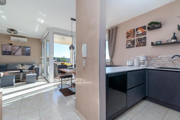 Apartment Pinocchio - Okrug Gornji