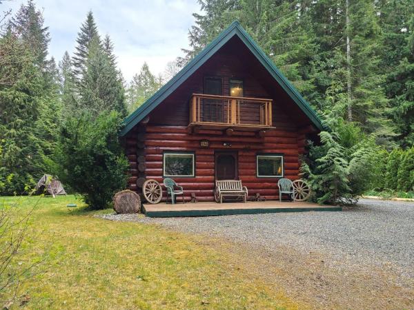 Two Bedroom Real Log Cabin With Wifi And Ev Char Ger - Glacier, WA