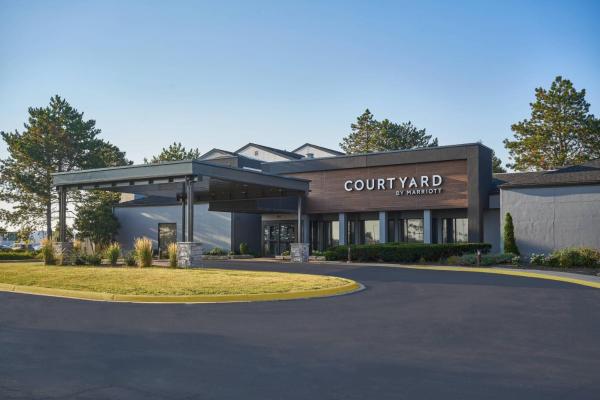 Courtyard Chicago Wood Dale / Itasca - Brookfield, IL