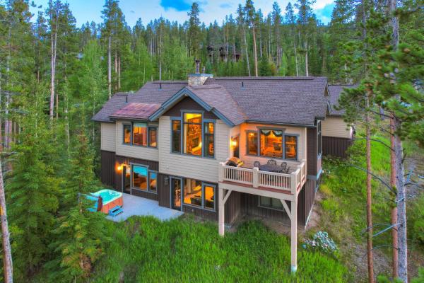 Moose Crossing Lodge - Breckenridge, CO