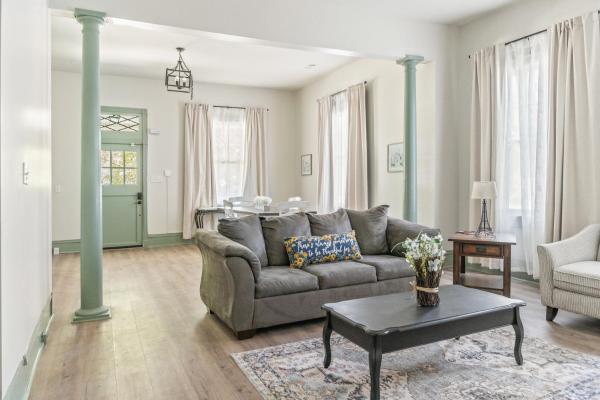 3bd 2ba Oasis In Historic Olde Towne - North Augusta, SC