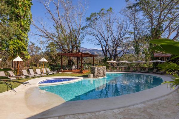 Hacienda Guachipelin Volcano Ranch Hotel & Hot Springs - 