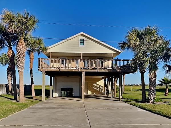 Beach Oasis - Jamaica Beach, TX