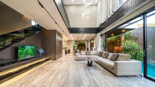 Luxury Huge Pool Villa - Free Pick Up And Full Ac - Da Nang, Province, Vietnam