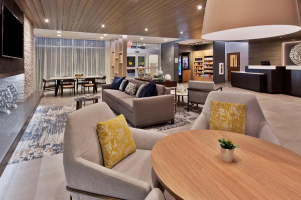 Fairfield Inn & Suites By Marriott Birmingham Colonnade - Birmingham, AL