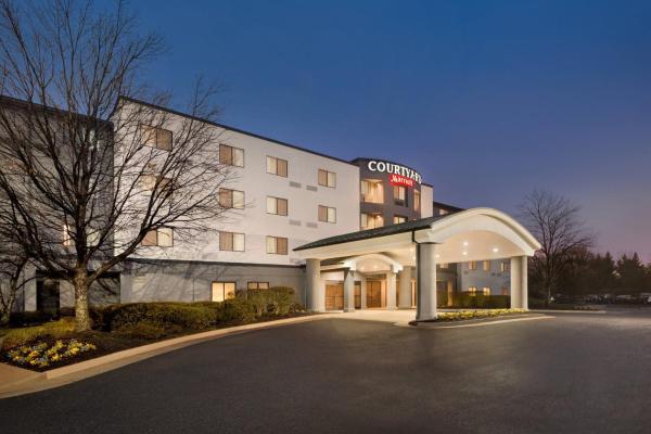 Courtyard By Marriott Potomac Mills Woodbridge - Woodbridge, VA