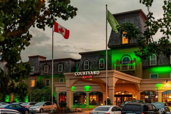 Courtyard By Marriott Waterloo St. Jacobs - Waterloo