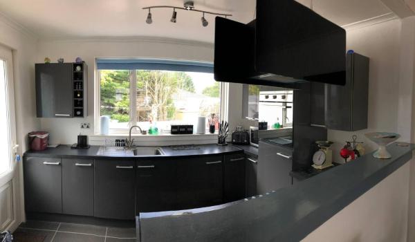 Limegrove Comfortable Three Bedroom House - Motherwell