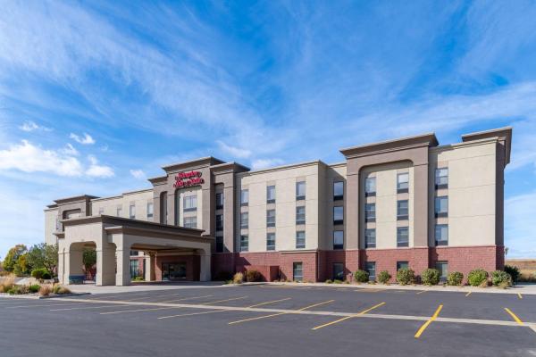 Hampton Inn & Suites Brookings - South Dakota