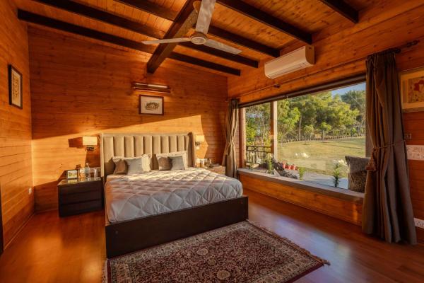 Saffronstays Timber Crest - Uttarakhand