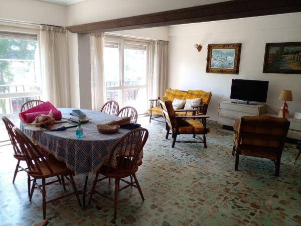 Departamento Amplio A La Calle - Mar del Plata