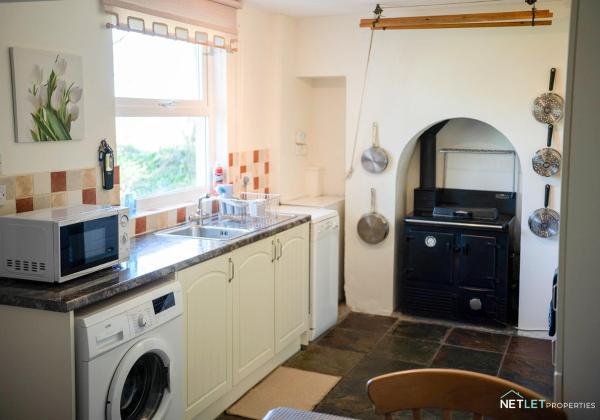 Stone Hall Mill Cottage - Tranquil Countryside Haven In Pembrokeshire - Little Haven