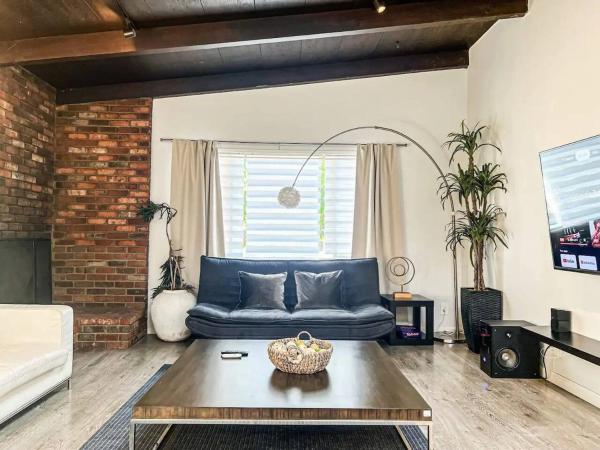 Bright 2-br Home Near Lax With Shared Yard - Sh2-lad - Culver City