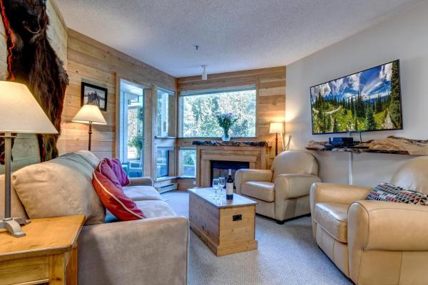 Greystone Lodge 229 Ski-in Out - Whistler