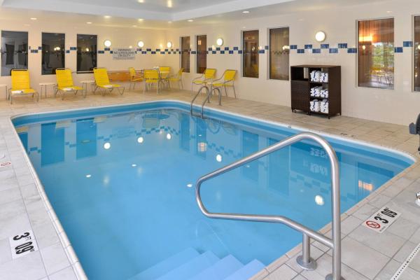 Fairfield Inn & Suites Cleveland Avon - Avon, OH