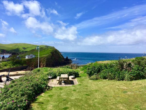 Coach House, Hope Cove, Overlooking The Beach - Hope Cove