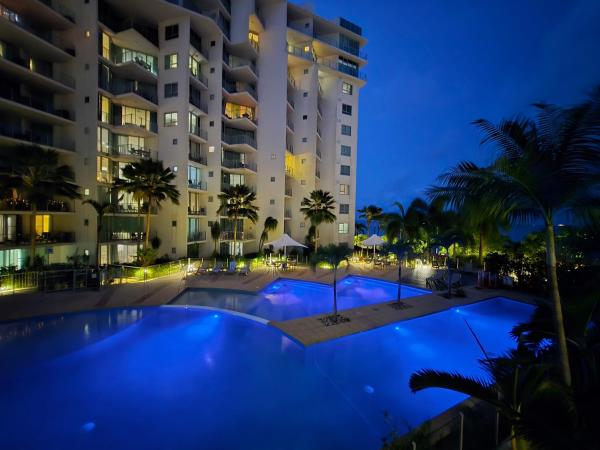 Cairns Reefside Retreats - Cairns