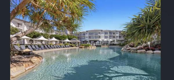 Resort On Salt Beach - Gold Coast