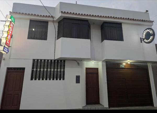 Luz De Elena - Trujillo, Peru