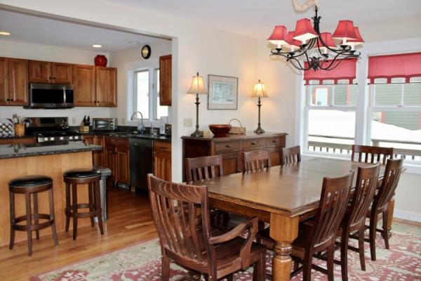 Topridge Townhome 3br, 4ba With Hot Tub, Ski On Ski Off, Mountain Views And Sports Center - Vermont