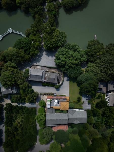 Rong Unique Hotel-banyan Lake Scenery - Guilin