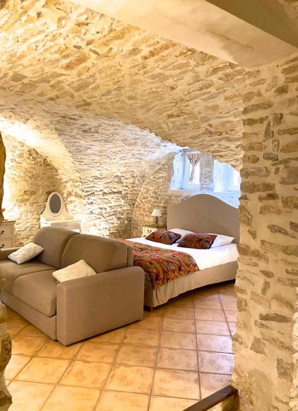 Locus Amoenus - Rochefort-du-Gard