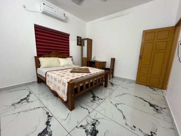 Cliff Diaries - Varkala