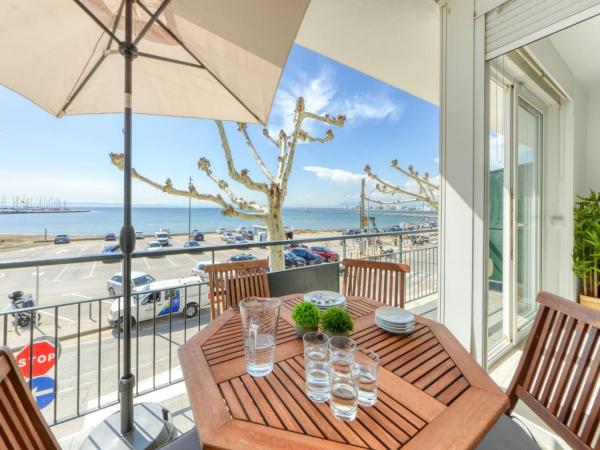 Apartment In Roses With Waterfront Views - Roses
