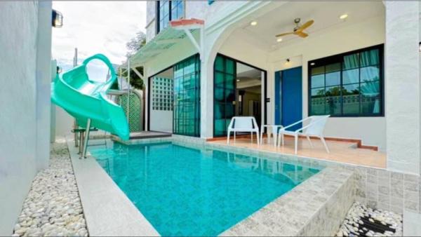 Seven Love Villa - Pattaya
