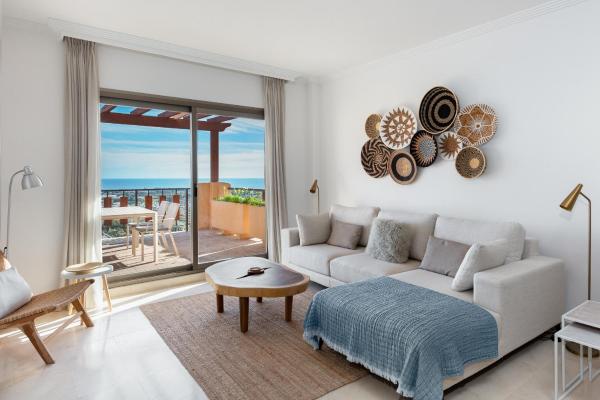 2br Penthouse With Panoramic Views - Benahavís