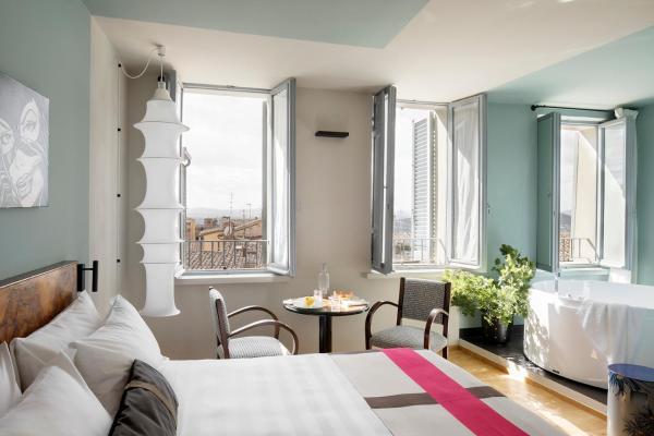 Hotel Priori Secret Garden - Perugia