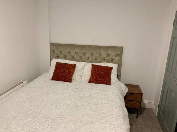 M4m Rooms- Ng8 5np Room 1 - Nottingham