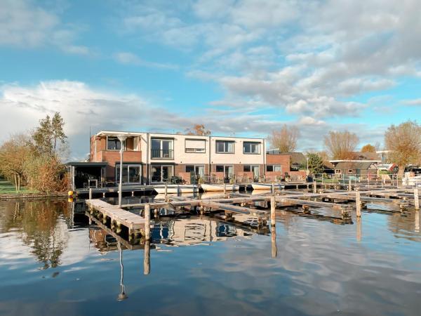 Visserslust Rooms, Apartments And Houseboats - Holandia