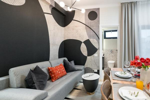 Sunny 3br Large Flat - Amzei Square - 3 Balconies - Bucharest