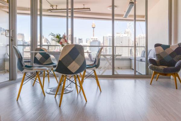 Stunning Darling Harbour View Apartment & Parking - Mosman