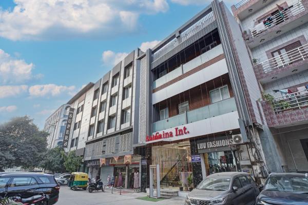 Hotel Saina International - Near Connaught Place & Ndls Station - New Delhi