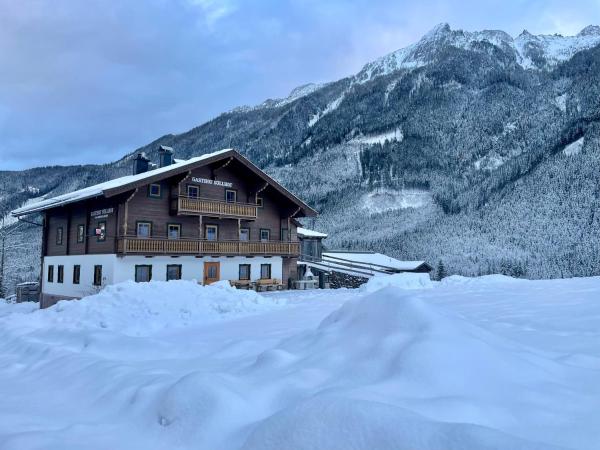 Söllhof Ferienhaus Mit 11 Schlafzimmern I Großer Gemeinschaftsraum I Skibushaltestelle I 10 Min Zum Skigebiet - Krimml